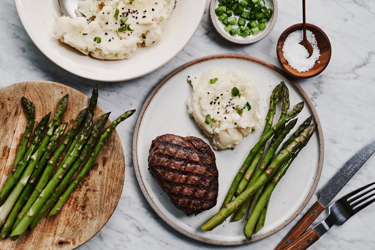 Angus Filet Mignon Steak – Châtel Farms